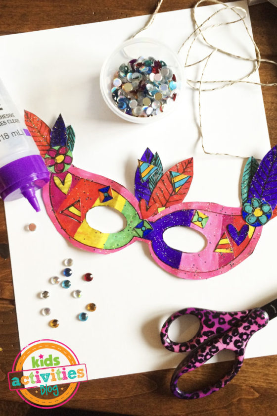 10 Festive Mardi Gras Crafts - Resin Crafts Blog
