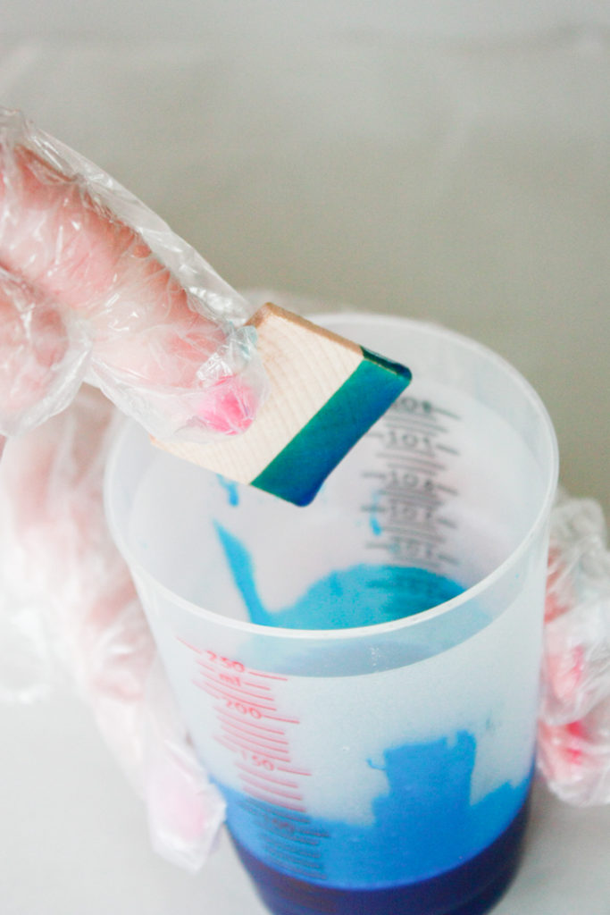 Resin Dipped Earrings - How to Make Them In Your Favorite Color!