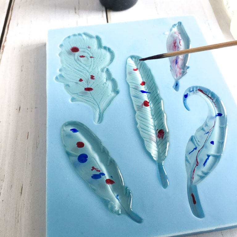 Faux-Watercolor Resin Feather Pendants - Resin Crafts Blog