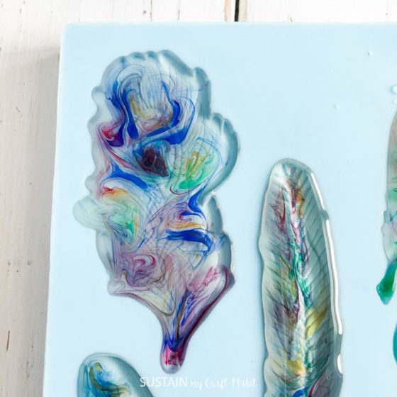 Faux-Watercolor Resin Feather Pendants - Resin Crafts Blog