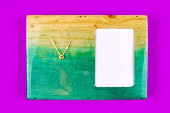 DIY Resin Topped Desk Clock - Resin Crafts Blog