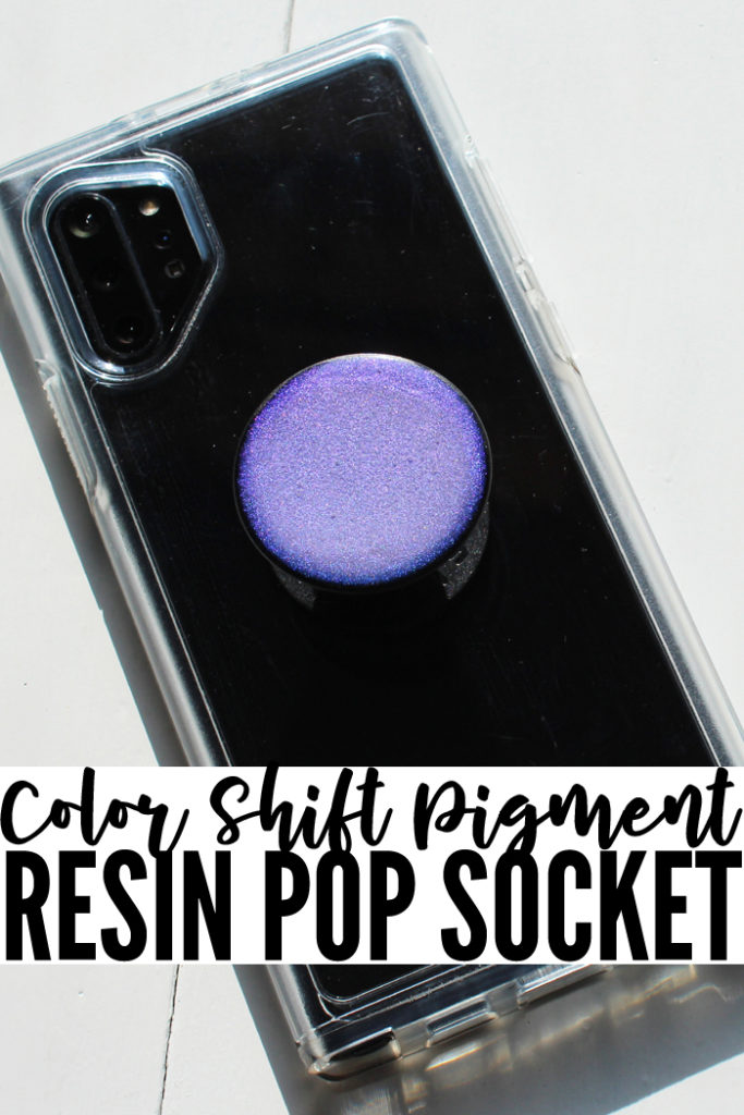 Resin Color Shift Pigment Pop Socket DIY - Resin Crafts Blog