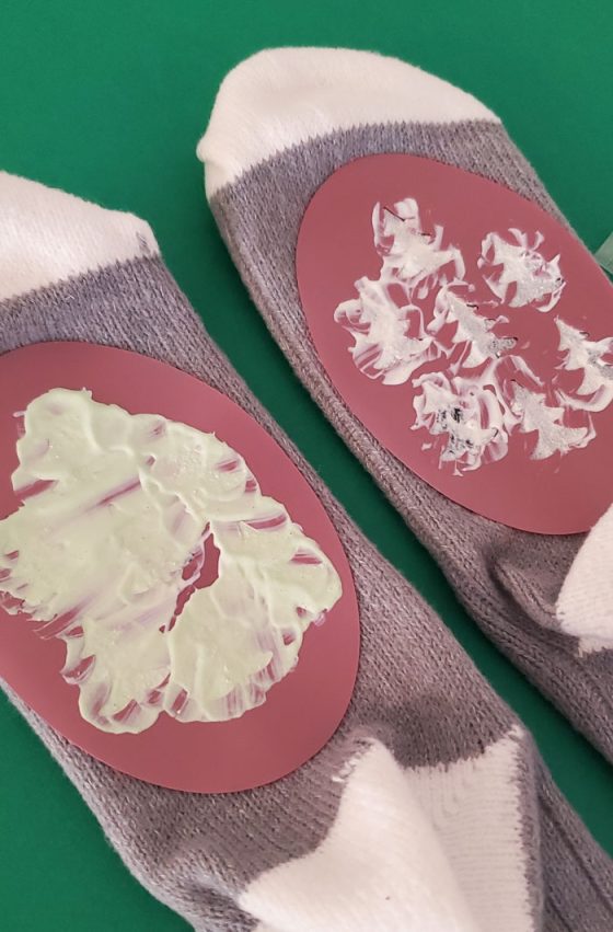 Holiday Socks with Fiber-Lok - Resin Crafts Blog