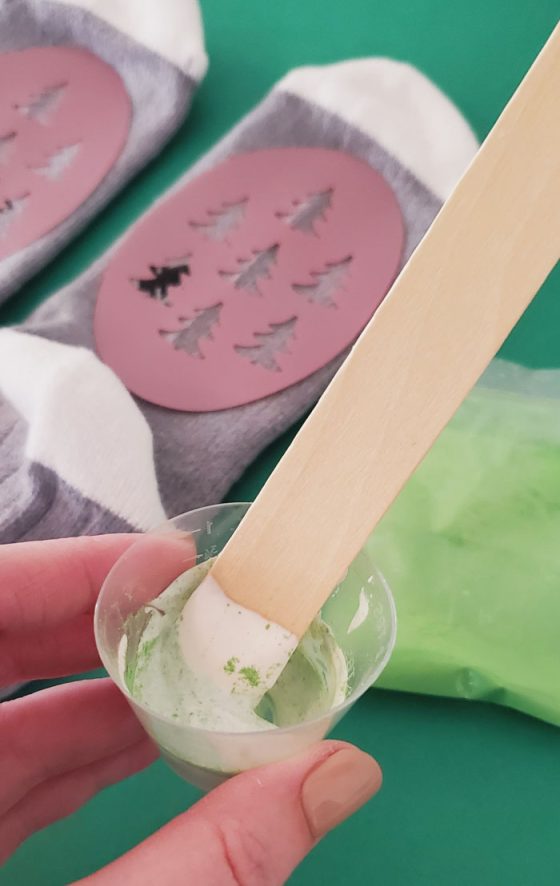 Holiday Socks with Fiber-Lok - Resin Crafts Blog