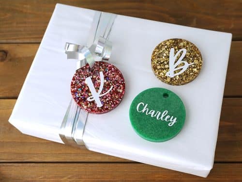 Personalized Resin Gift Tags - Resin Crafts Blog