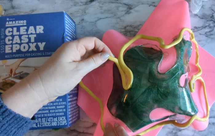 Leaf Shaped Resin Bowl - Resin Crafts Blog