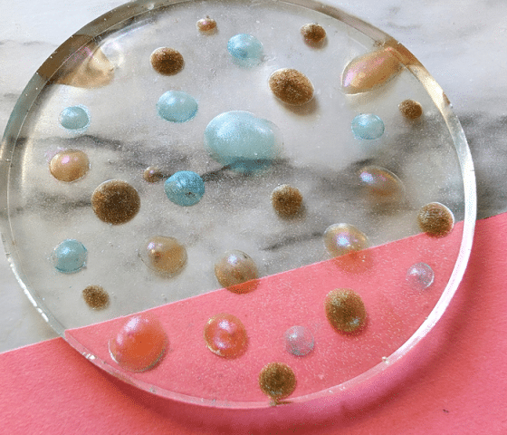 How to Create Bubble Texture with UV Resin - Resin Crafts Blog